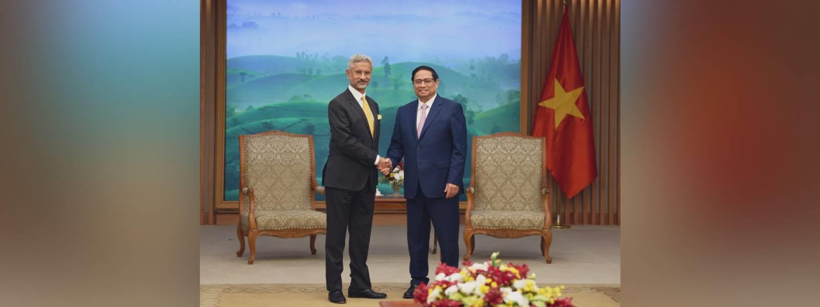 External Affairs Minister, Dr. S. Jaishankar called on Prime Minister of Vietnam, H.E. Mr. Pham ...
