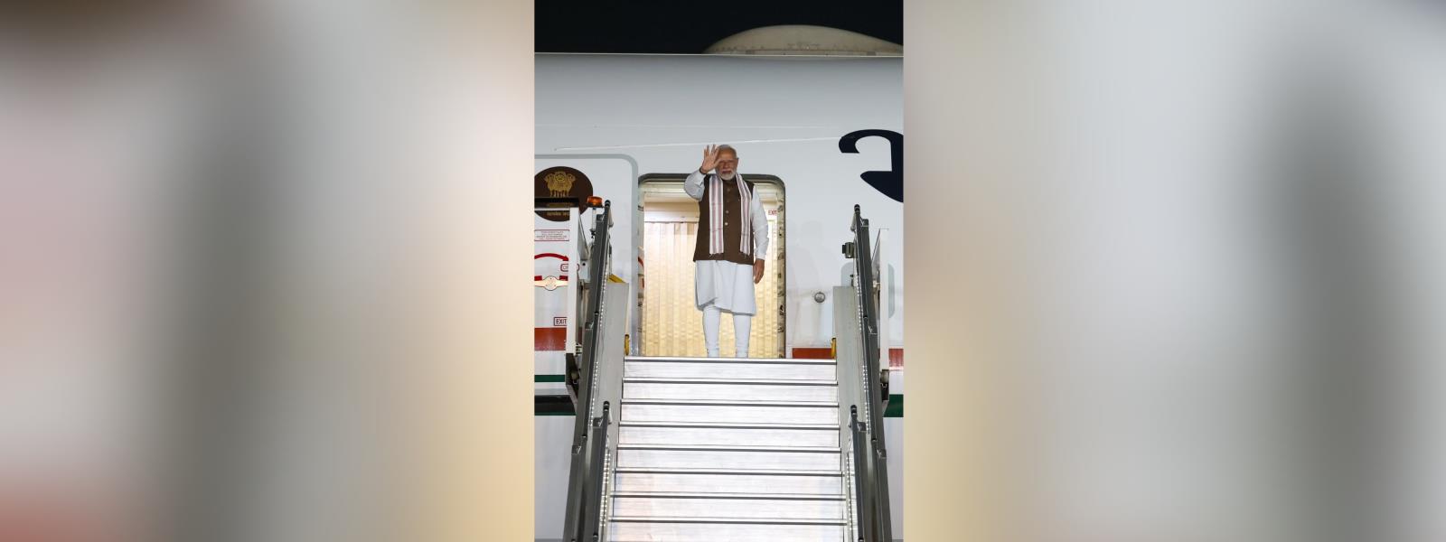 Prime Minister Shri Narendra Modi emplanes for USA to participate in ...