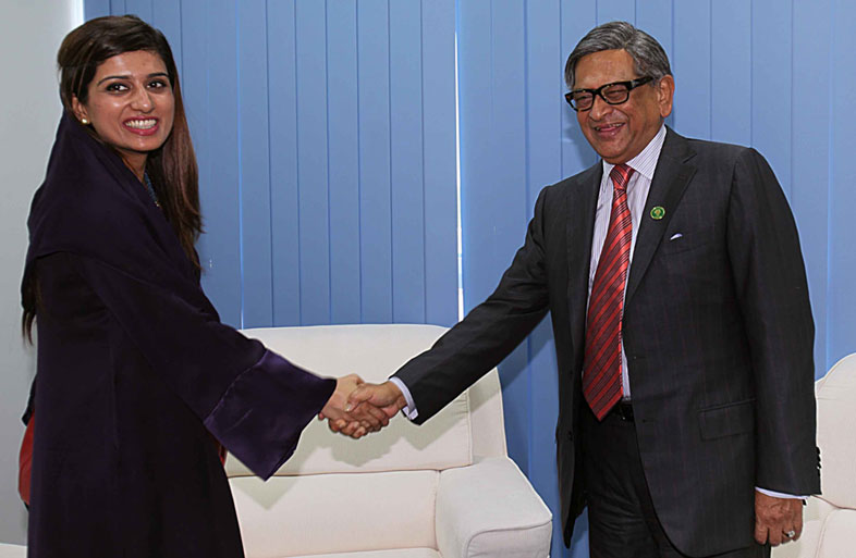 MEA,Photo Gallery, Visit of PM to Maldives for 17th SAARC Summit